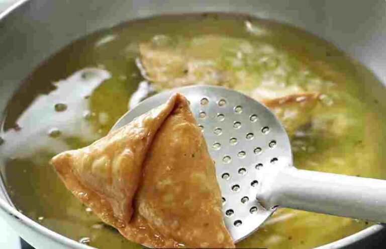 How to Make Samosa – Simple and Easy Recipe | Hizoopy